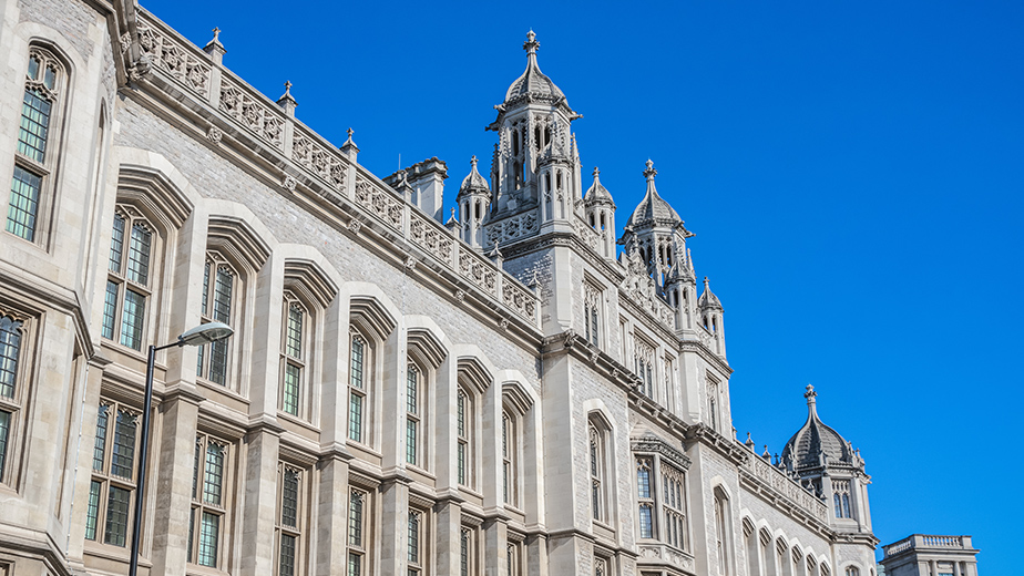 DGX-2 : AI Servers for Solving Complex AI Challenges | NVIDIA