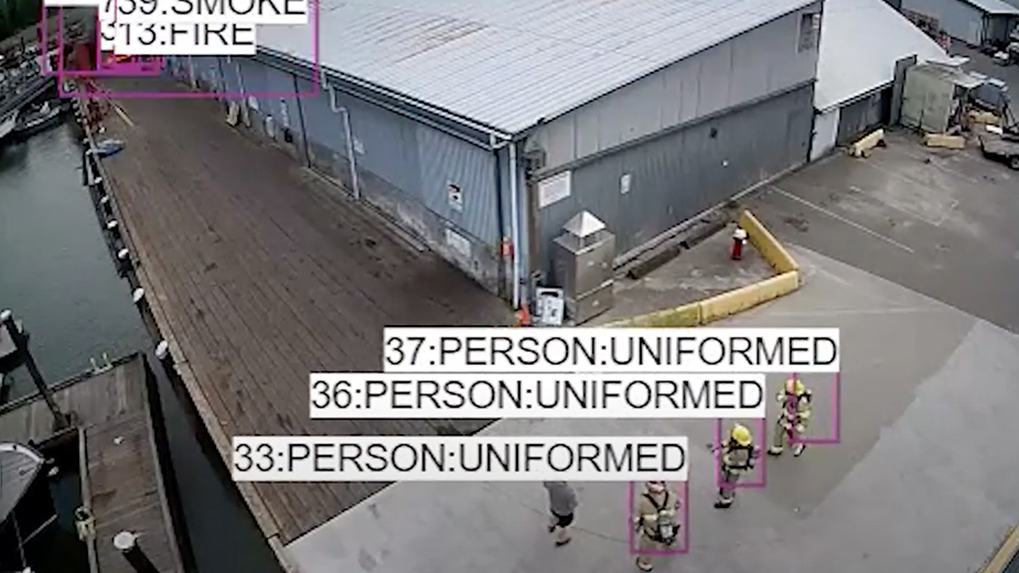 최고의 기술을 위한 엣지 컴퓨팅 솔루션 | NVIDIA