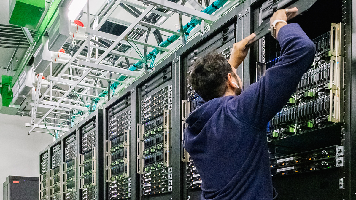 Accelerated InfiniBand Solutions for HPC | NVIDIA